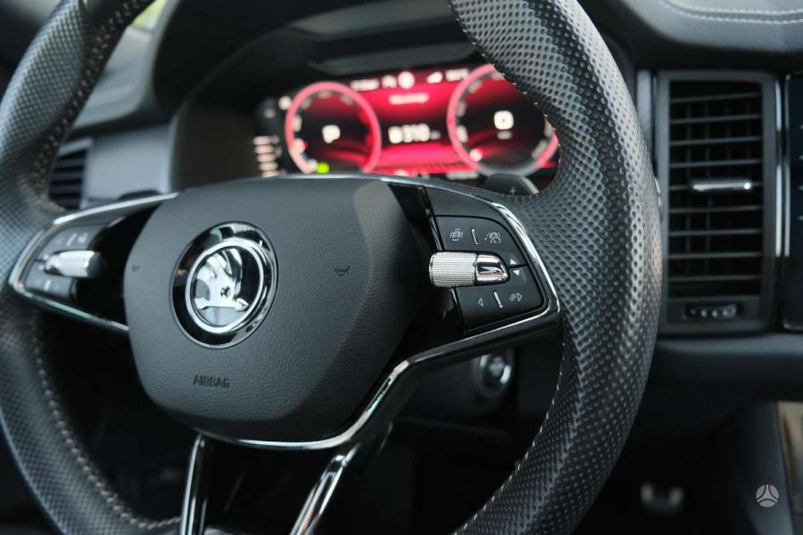 Grey Skoda Kodiaq 2023 in Vilnius, with an engine capacity of 1.97 L and mileage of 122 thousand km for 31900 €, photo 22 on AUTOMOTO.COM.LV