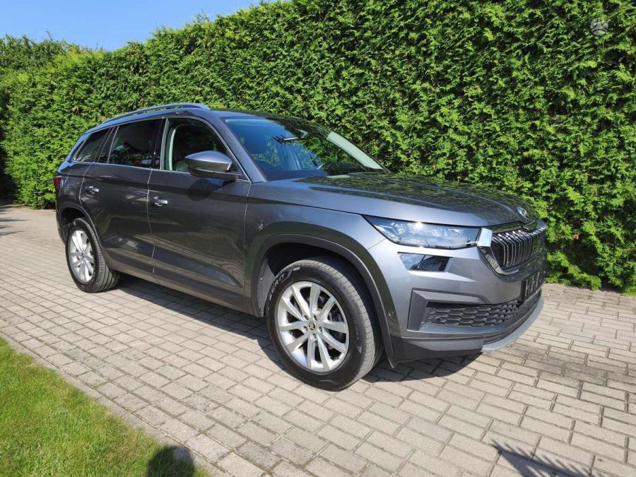 Серый Шкода Kodiaq 2023 в Калвария, объемом двигателя 1.50 л и пробегом 142 тыс. км за 23898 €, фото 7 на AUTOMOTO.COM.LV