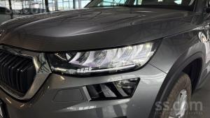 Pelēks Skoda Kodiaq 2023 Rīga, ar dzinēja tilpumu 2.00 L un nobraukumu 61 tūkst. km par 27900 €, foto 8 vietnē AUTOMOTO.COM.LV