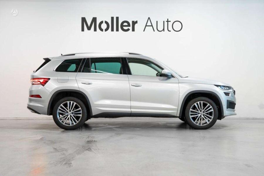 Серый Шкода Kodiaq 2023 в Вильнюс, объемом двигателя 2.00 л и пробегом 153 тыс. км за 29000 €, фото 5 на AUTOMOTO.COM.LV