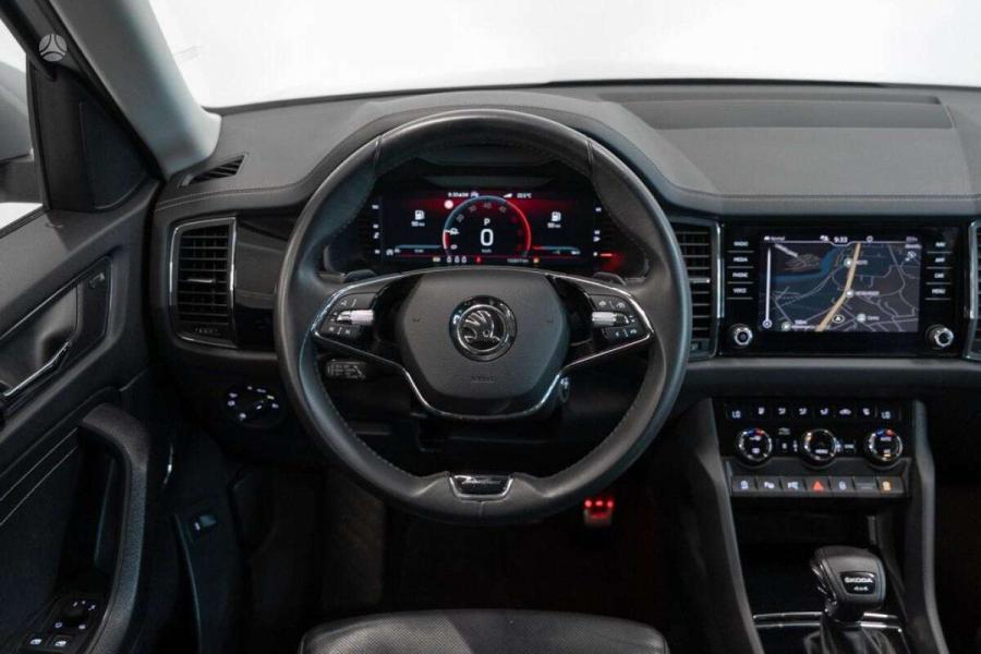 Серый Шкода Kodiaq 2023 в Вильнюс, объемом двигателя 2.00 л и пробегом 153 тыс. км за 29000 €, фото 10 на AUTOMOTO.COM.LV
