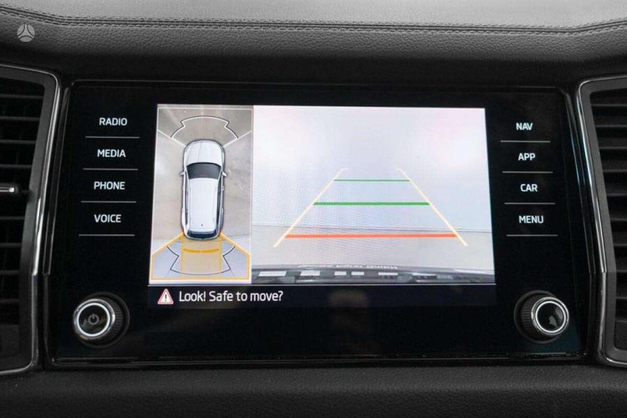 Серый Шкода Kodiaq 2023 в Вильнюс, объемом двигателя 2.00 л и пробегом 153 тыс. км за 29000 €, фото 13 на AUTOMOTO.COM.LV