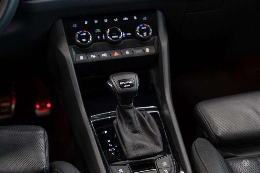 Серый Шкода Kodiaq 2023 в Вильнюс, объемом двигателя 2.00 л и пробегом 153 тыс. км за 29000 €, фото 19 на AUTOMOTO.COM.LV