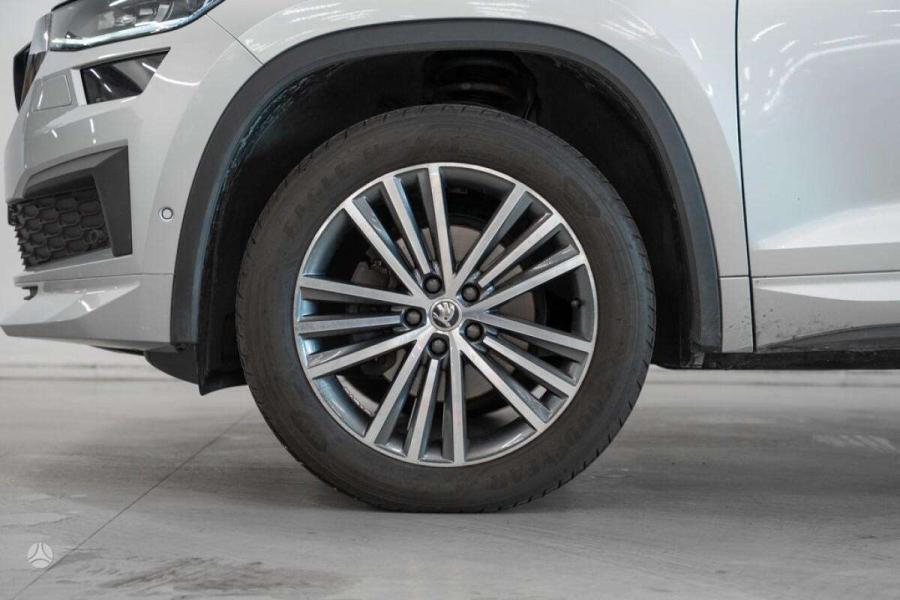 Серый Шкода Kodiaq 2023 в Вильнюс, объемом двигателя 2.00 л и пробегом 153 тыс. км за 29000 €, фото 27 на AUTOMOTO.COM.LV