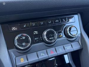 Серый Шкода Kodiaq 2023 в Вильнюс, объемом двигателя 1.50 л и пробегом 116 тыс. км за 23500 €, фото 21 на AUTOMOTO.COM.LV