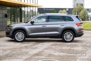 Pelēks Skoda Kodiaq 2023 Tartu, ar dzinēja tilpumu 2.00 L un nobraukumu 192 tūkst. km par 24990 €, foto 8 vietnē AUTOMOTO.COM.LV