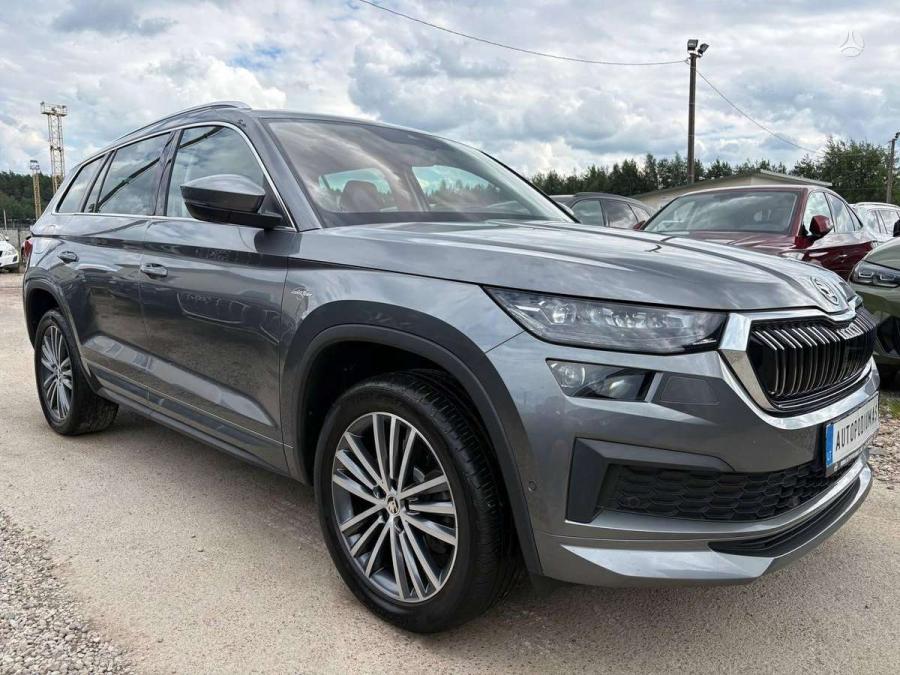 Pelēks Skoda Kodiaq 2023 Viļņa, ar dzinēja tilpumu 1.97 L un nobraukumu 197 tūkst. km par 25800 €, foto 3 vietnē AUTOMOTO.COM.LV