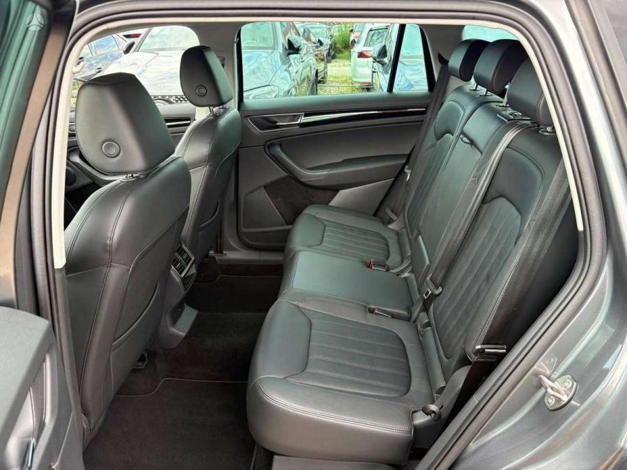 Pelēks Skoda Kodiaq 2023 Viļņa, ar dzinēja tilpumu 1.97 L un nobraukumu 197 tūkst. km par 25800 €, foto 20 vietnē AUTOMOTO.COM.LV