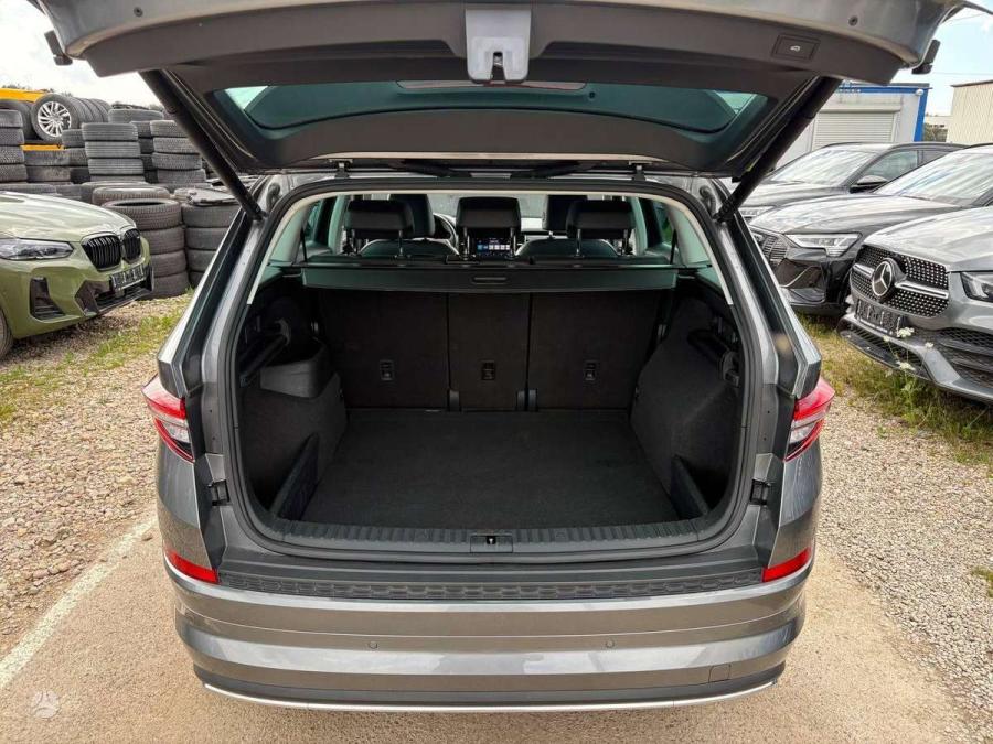 Pelēks Skoda Kodiaq 2023 Viļņa, ar dzinēja tilpumu 1.97 L un nobraukumu 197 tūkst. km par 25800 €, foto 36 vietnē AUTOMOTO.COM.LV