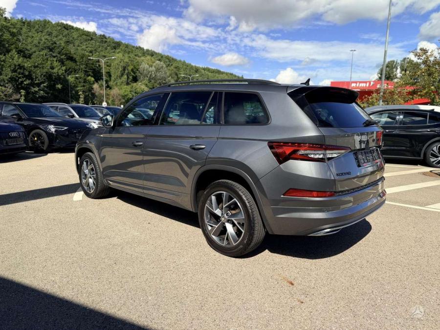 Серый Шкода Kodiaq 2023 в Вильнюс, объемом двигателя 1.97 л и пробегом 156 тыс. км за 28000 €, фото 7 на AUTOMOTO.COM.LV