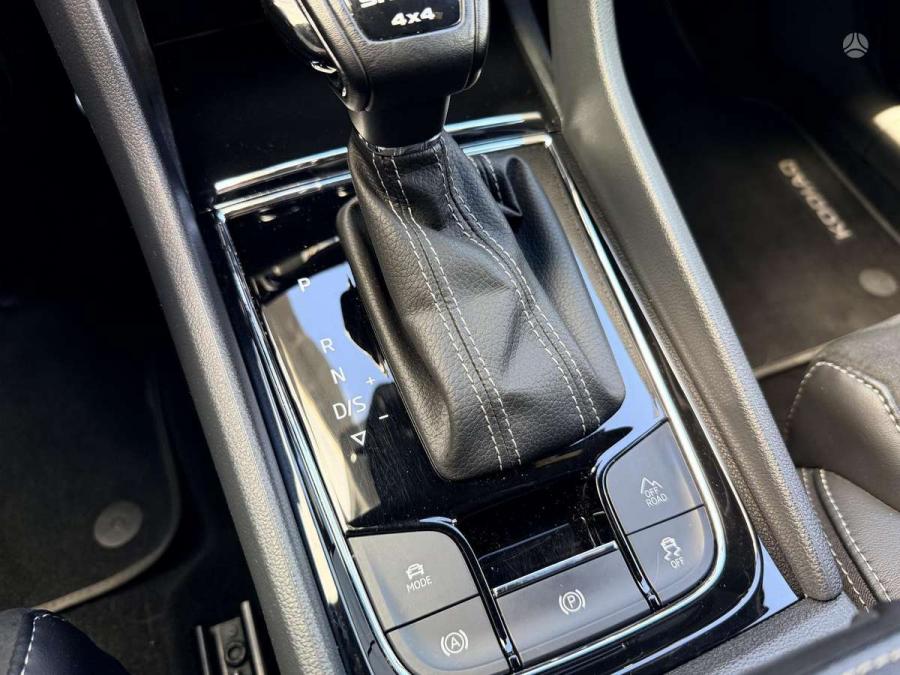 Серый Шкода Kodiaq 2023 в Вильнюс, объемом двигателя 1.97 л и пробегом 156 тыс. км за 28000 €, фото 17 на AUTOMOTO.COM.LV