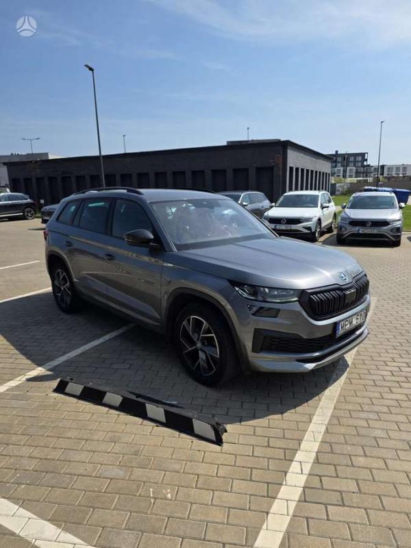 Серый Шкода Kodiaq 2023 в Каунас, объемом двигателя 1.97 л и пробегом 127 тыс. км за 26000 €, фото 4 на AUTOMOTO.COM.LV