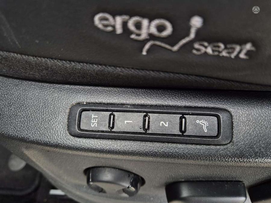 Grey Skoda Kodiaq 2023 in Siauliai, with an engine capacity of 1.98 L and mileage of 169 thousand km for 29900 €, photo 13 on AUTOMOTO.COM.LV