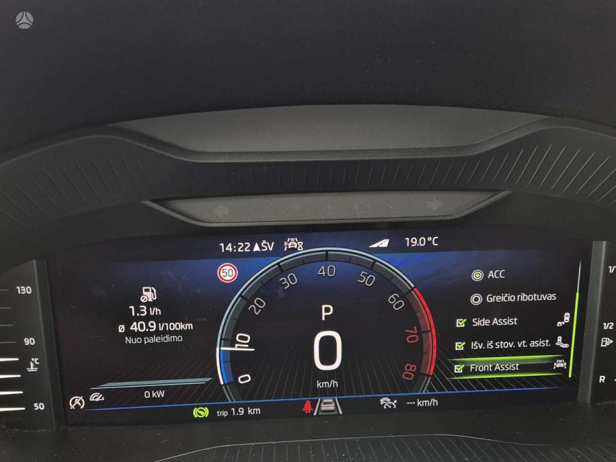 Grey Skoda Kodiaq 2023 in Siauliai, with an engine capacity of 1.98 L and mileage of 169 thousand km for 29900 €, photo 25 on AUTOMOTO.COM.LV