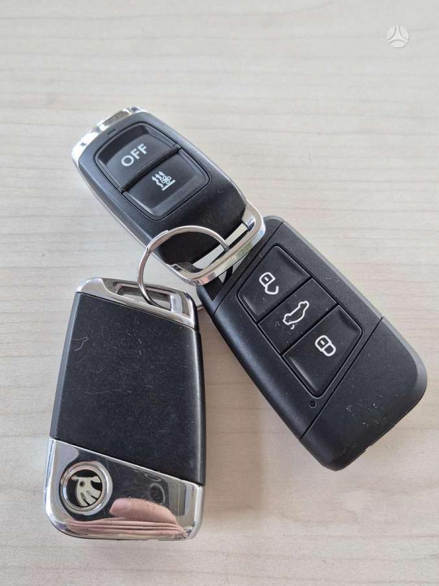 Grey Skoda Kodiaq 2023 in Siauliai, with an engine capacity of 1.98 L and mileage of 169 thousand km for 29900 €, photo 37 on AUTOMOTO.COM.LV