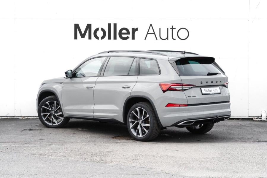 Pelēks Skoda Kodiaq 2023 Rīga, ar dzinēja tilpumu 2.00 L un nobraukumu 134 tūkst. km par 32900 €, foto 4 vietnē AUTOMOTO.COM.LV