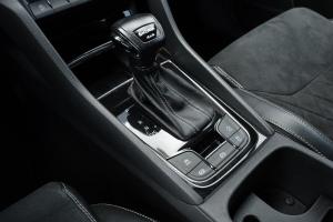 Pelēks Skoda Kodiaq 2023 Rīga, ar dzinēja tilpumu 2.00 L un nobraukumu 134 tūkst. km par 32900 €, foto 21 vietnē AUTOMOTO.COM.LV