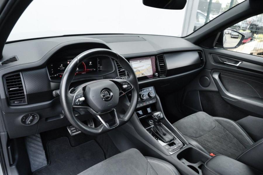 Pelēks Skoda Kodiaq 2023 Rīga, ar dzinēja tilpumu 2.00 L un nobraukumu 134 tūkst. km par 32900 €, foto 31 vietnē AUTOMOTO.COM.LV