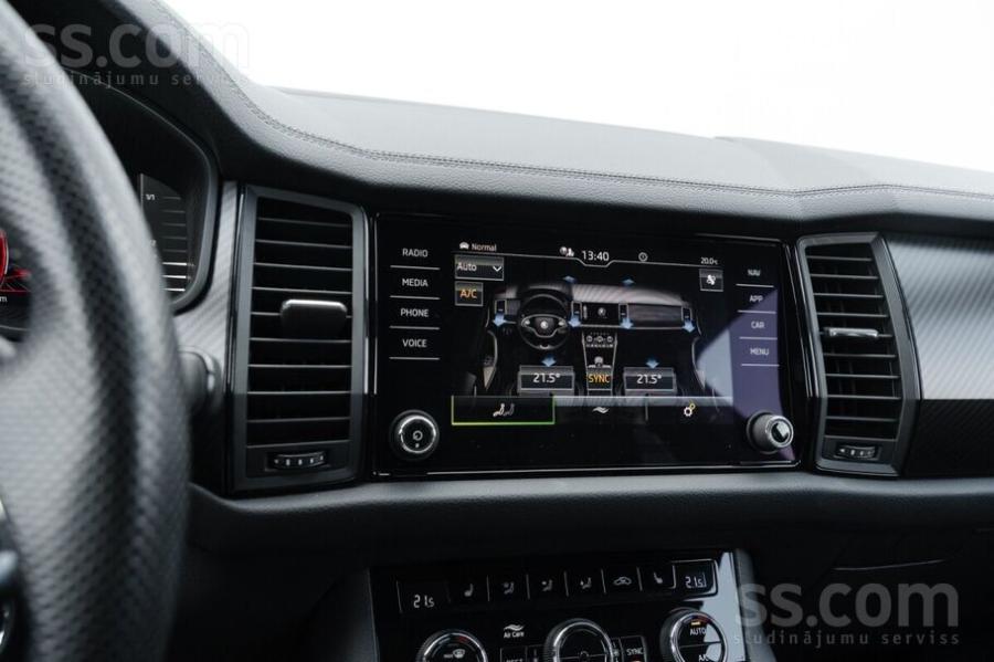 Grey Skoda Kodiaq 2023 in Riga, with an engine capacity of 2.00 L and mileage of 134 thousand km for 32300 €, photo 23 on AUTOMOTO.COM.LV