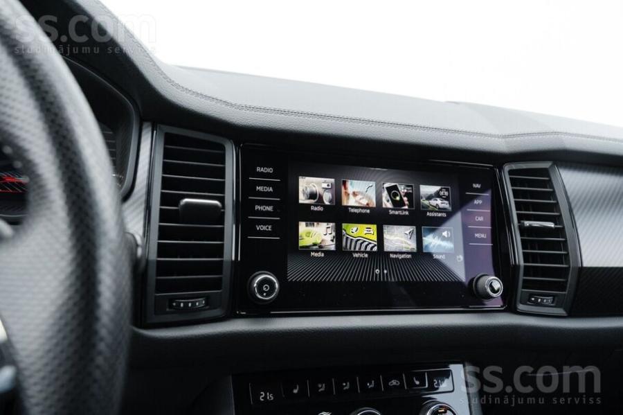 Grey Skoda Kodiaq 2023 in Riga, with an engine capacity of 2.00 L and mileage of 134 thousand km for 32300 €, photo 25 on AUTOMOTO.COM.LV