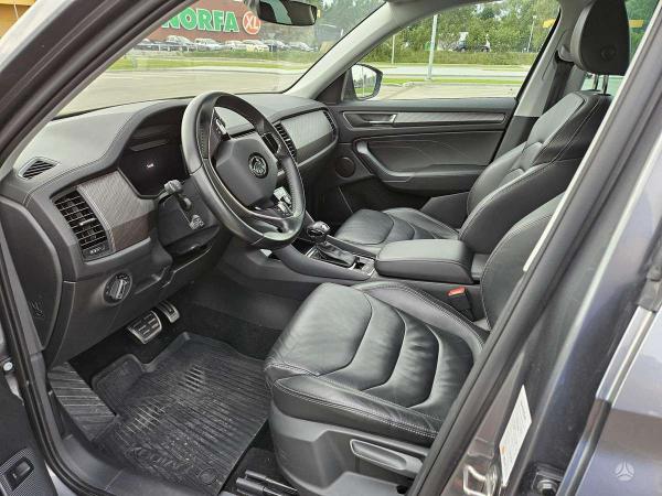 Grey Skoda Kodiaq 2023 in Gargzdai, with an engine capacity of 1.98 L and mileage of 129 thousand km for 29600 €, photo 9 on AUTOMOTO.COM.LV
