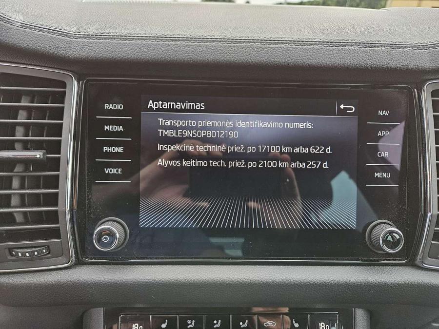 Pelēks Skoda Kodiaq 2023 Gargždai, ar dzinēja tilpumu 1.98 L un nobraukumu 129 tūkst. km par 29600 €, foto 13 vietnē AUTOMOTO.COM.LV