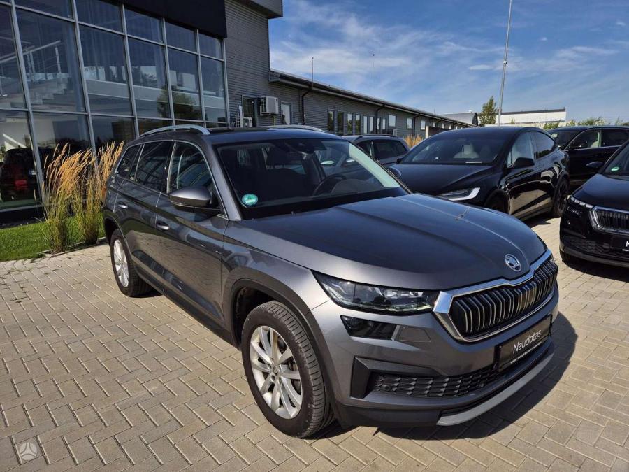 Pelēks Skoda Kodiaq 2023 Šauļi, ar dzinēja tilpumu 1.97 L un nobraukumu 177 tūkst. km par 25500 €, foto 3 vietnē AUTOMOTO.COM.LV