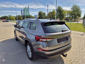 Pelēks Skoda Kodiaq 2023 Šauļi, ar dzinēja tilpumu 1.97 L un nobraukumu 177 tūkst. km par 25500 €, foto 4 vietnē AUTOMOTO.COM.LV