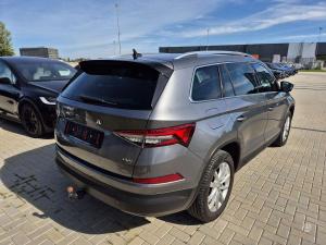 Pelēks Skoda Kodiaq 2023 Šauļi, ar dzinēja tilpumu 1.97 L un nobraukumu 177 tūkst. km par 25500 €, foto 5 vietnē AUTOMOTO.COM.LV
