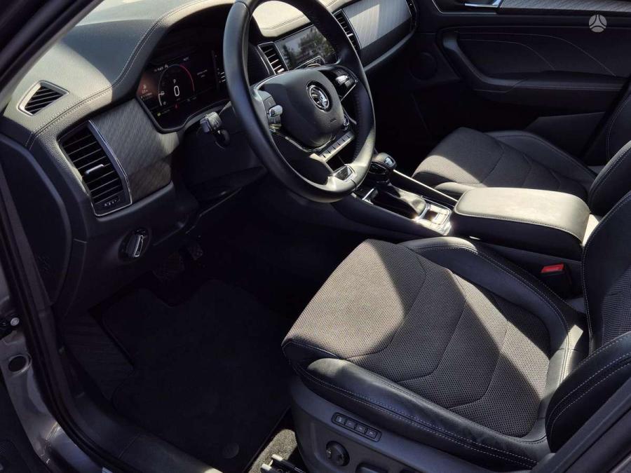 Pelēks Skoda Kodiaq 2023 Šauļi, ar dzinēja tilpumu 1.97 L un nobraukumu 177 tūkst. km par 25500 €, foto 6 vietnē AUTOMOTO.COM.LV
