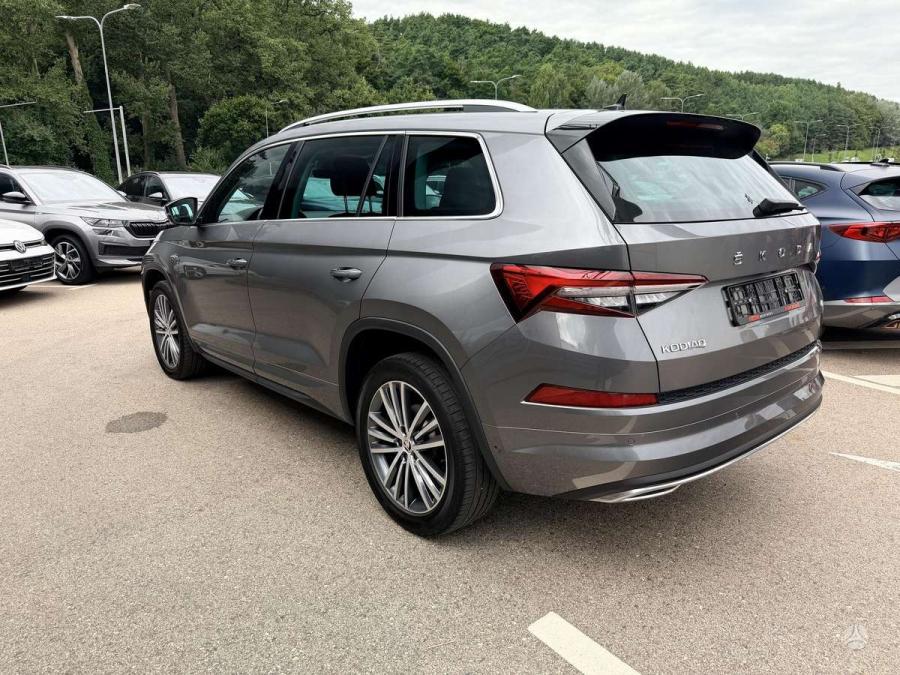 Серый Шкода Kodiaq 2023 в Вильнюс, объемом двигателя 1.97 л и пробегом 182 тыс. км за 26200 €, фото 7 на AUTOMOTO.COM.LV