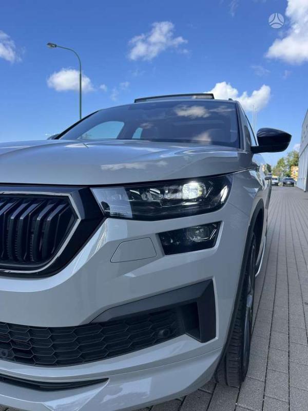 Skoda Kodiaq 2023 Klaipėda vietnē Pelēks Skoda Kodiaq 2023 Klaipėda, ar dzinēja tilpumu 1.97 L un nobraukumu 92 tūkst. km par 36800 €, foto 8 vietnē AUTOMOTO.COM.LV
