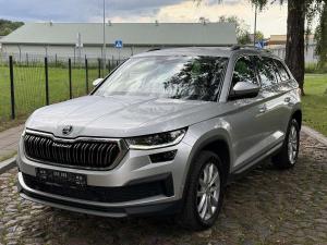 Grey Skoda Kodiaq 2023 in Kaunas, with an engine capacity of 1.97 L and mileage of 131 thousand km for 23999 €, photo  on AUTOMOTO.COM.LV