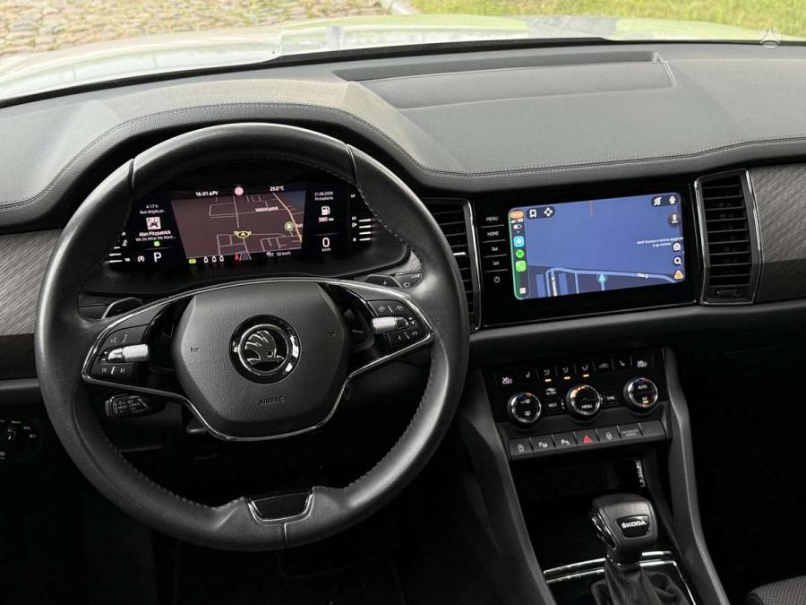 Grey Skoda Kodiaq 2023 in Kaunas, with an engine capacity of 1.97 L and mileage of 131 thousand km for 23999 €, photo 9 on AUTOMOTO.COM.LV