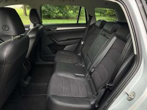 Grey Skoda Kodiaq 2023 in Kaunas, with an engine capacity of 1.97 L and mileage of 131 thousand km for 23999 €, photo 17 on AUTOMOTO.COM.LV