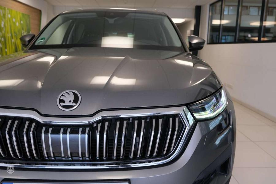 Pelēks Skoda Kodiaq 2023 Viļņa, ar dzinēja tilpumu 1.97 L un nobraukumu 182 tūkst. km par 26600 €, foto 64 vietnē AUTOMOTO.COM.LV