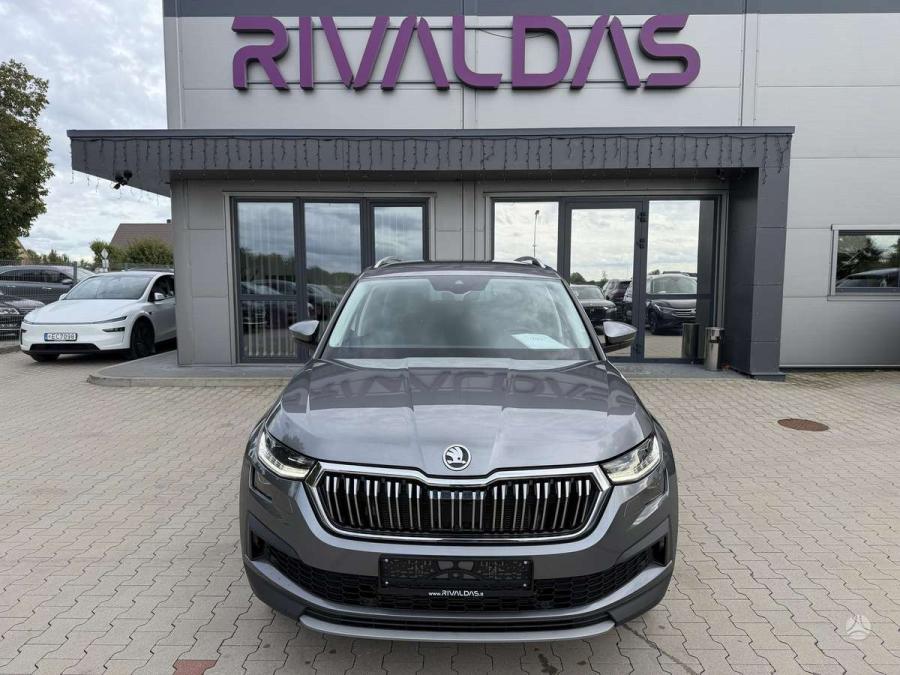 Grey Skoda Kodiaq 2023 in Siauliai, with an engine capacity of 1.97 L and mileage of 191 thousand km for 24990 €, photo 1 on AUTOMOTO.COM.LV