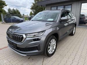 Grey Skoda Kodiaq 2023 in Siauliai, with an engine capacity of 1.97 L and mileage of 191 thousand km for 24990 €, photo 3 on AUTOMOTO.COM.LV