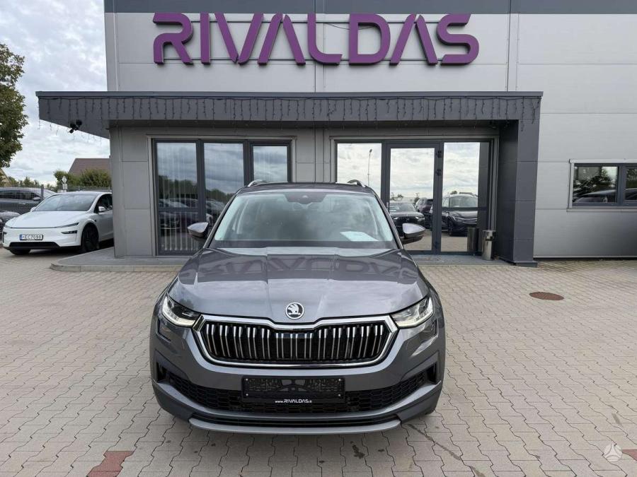 Grey Skoda Kodiaq 2023 in Siauliai, with an engine capacity of 1.97 L and mileage of 191 thousand km for 24990 €, photo 5 on AUTOMOTO.COM.LV