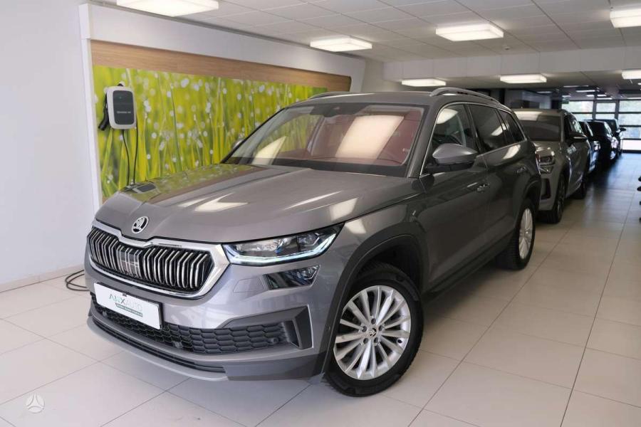 Pelēks Skoda Kodiaq 2023 Viļņa, ar dzinēja tilpumu 1.97 L un nobraukumu 143 tūkst. km par 27700 €, foto 1 vietnē AUTOMOTO.COM.LV