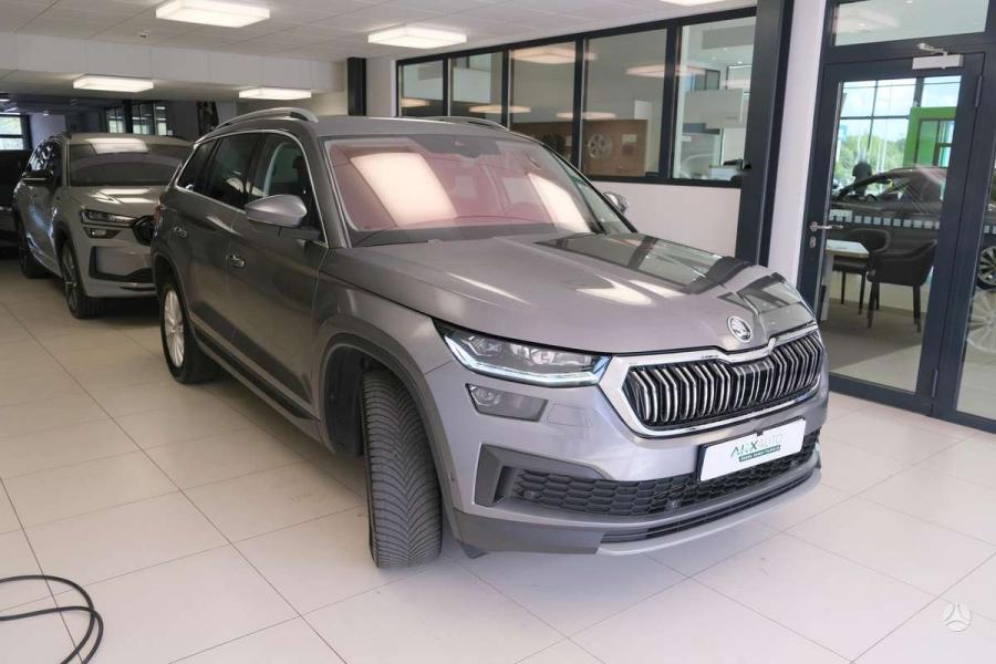 Pelēks Skoda Kodiaq 2023 Viļņa, ar dzinēja tilpumu 1.97 L un nobraukumu 143 tūkst. km par 27700 €, foto 4 vietnē AUTOMOTO.COM.LV