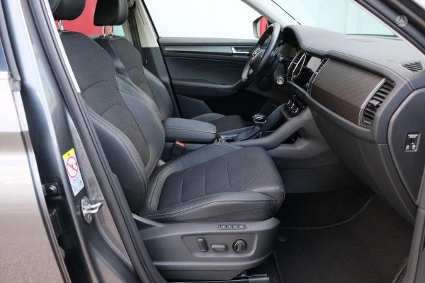 Grey Skoda Kodiaq 2023 in Vilnius, with an engine capacity of 1.97 L and mileage of 143 thousand km for 27700 €, photo 11 on AUTOMOTO.COM.LV