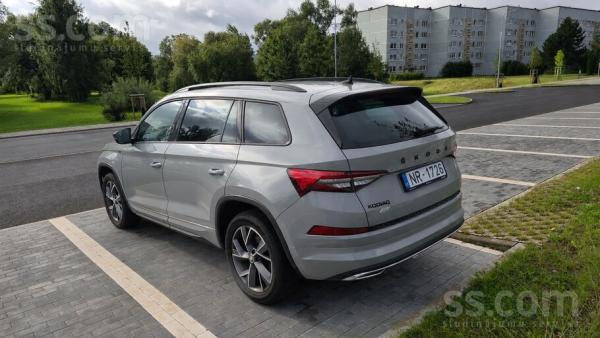 Pelēks Skoda Kodiaq 2023 Jelgava, ar dzinēja tilpumu 1.50 L un nobraukumu 28 tūkst. km par 29000 €, foto 5 vietnē AUTOMOTO.COM.LV