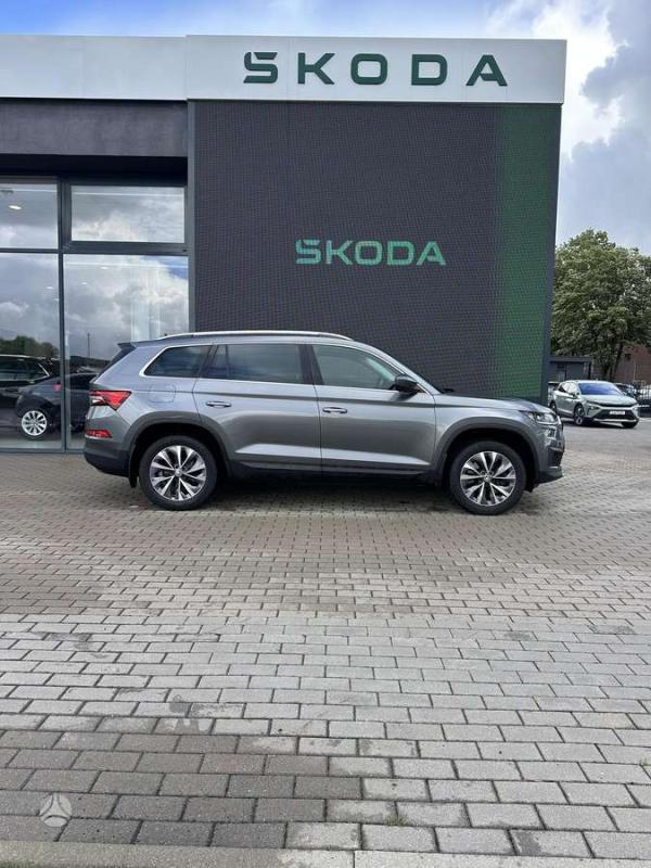 Pelēks Skoda Kodiaq 2023 Klaipėda, ar dzinēja tilpumu 1.98 L un nobraukumu 129 tūkst. km par 29900 €, foto 1 vietnē AUTOMOTO.COM.LV