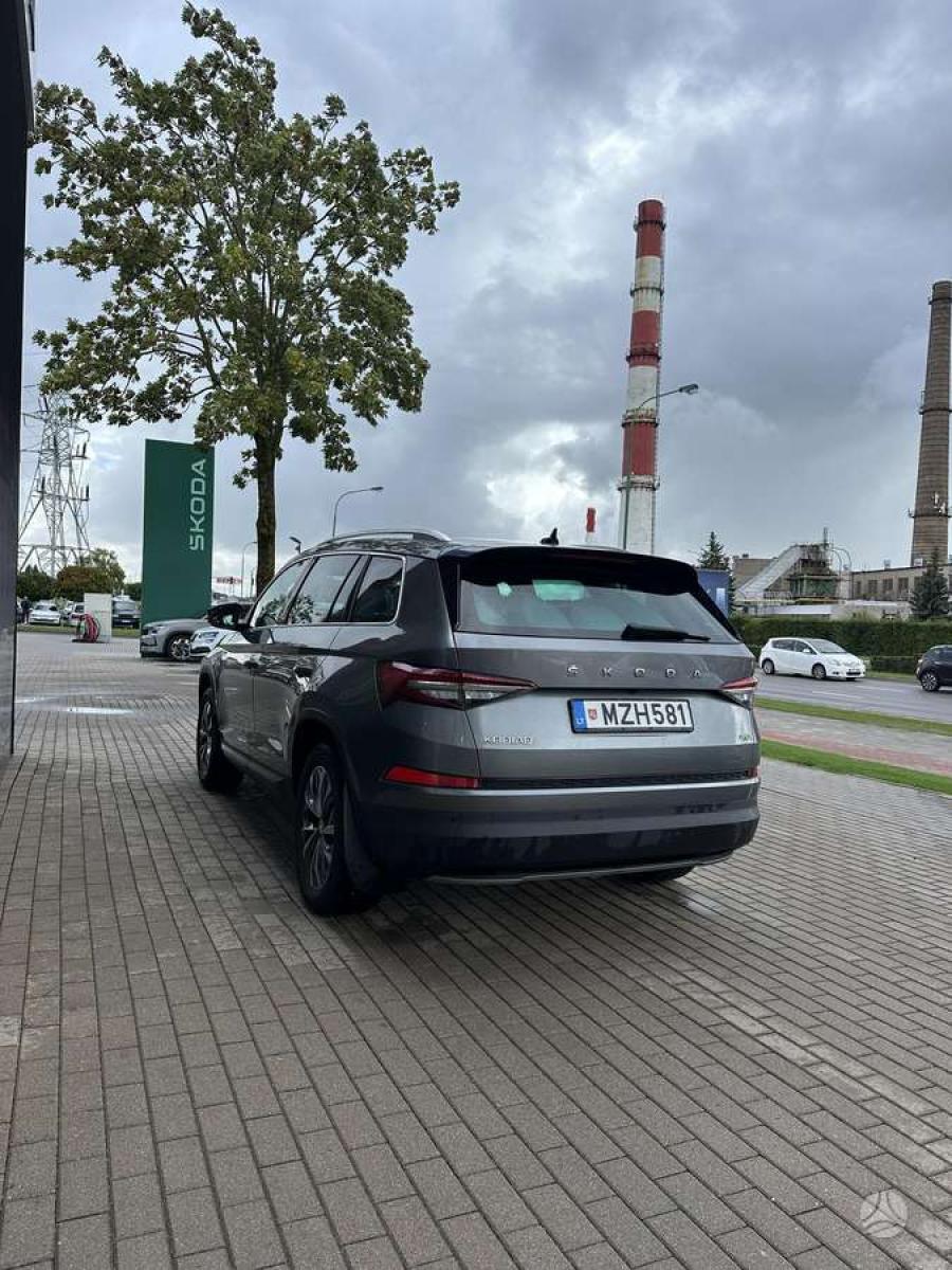 Grey Skoda Kodiaq 2023 in Klaipeda, with an engine capacity of 1.98 L and mileage of 129 thousand km for 29900 €, photo 7 on AUTOMOTO.COM.LV