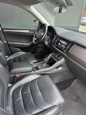 Grey Skoda Kodiaq 2023 in Klaipeda, with an engine capacity of 1.98 L and mileage of 129 thousand km for 29900 €, photo 8 on AUTOMOTO.COM.LV