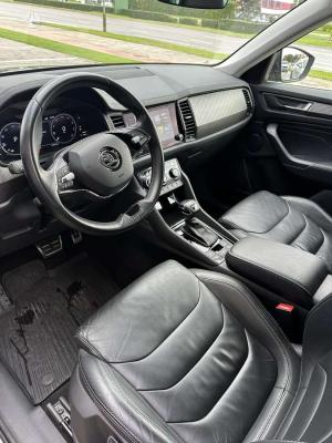 Grey Skoda Kodiaq 2023 in Klaipeda, with an engine capacity of 1.98 L and mileage of 129 thousand km for 29900 €, photo 12 on AUTOMOTO.COM.LV