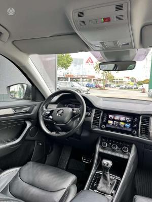Grey Skoda Kodiaq 2023 in Klaipeda, with an engine capacity of 1.98 L and mileage of 129 thousand km for 29900 €, photo 14 on AUTOMOTO.COM.LV