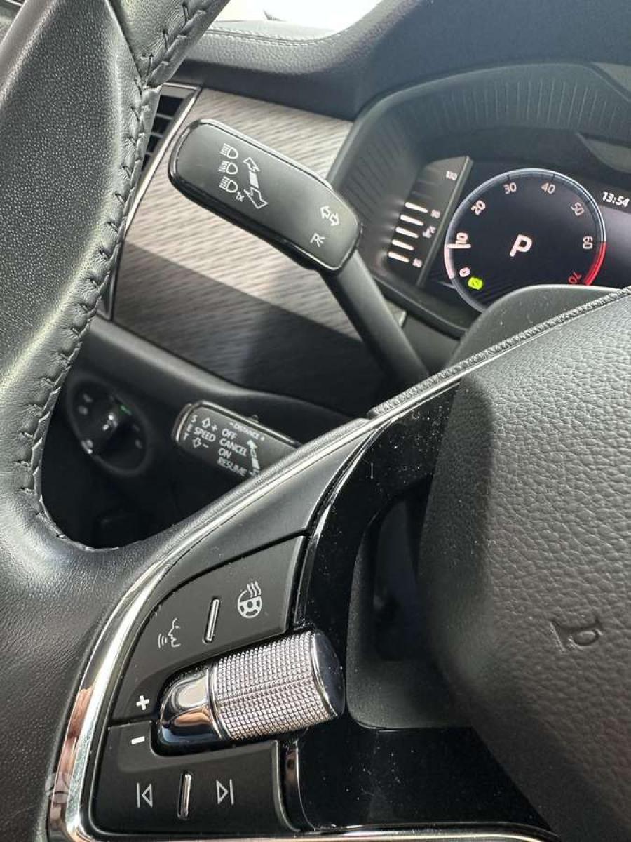 Grey Skoda Kodiaq 2023 in Klaipeda, with an engine capacity of 1.98 L and mileage of 129 thousand km for 29900 €, photo 16 on AUTOMOTO.COM.LV