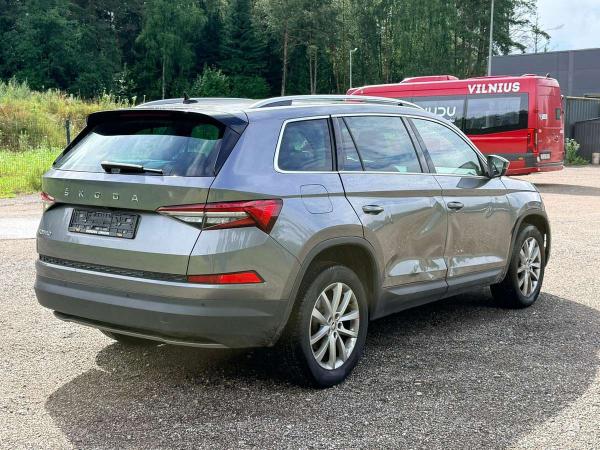 Grey Skoda Kodiaq 2023 in Vilnius, with an engine capacity of 1.97 L and mileage of 141 thousand km for 21400 €, photo 7 on AUTOMOTO.COM.LV